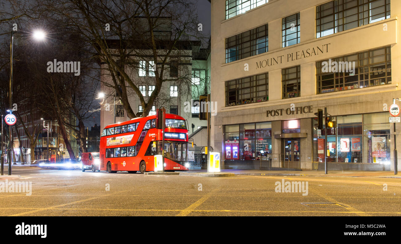 Royal mail post bus hi-res stock photography and images - Alamy
