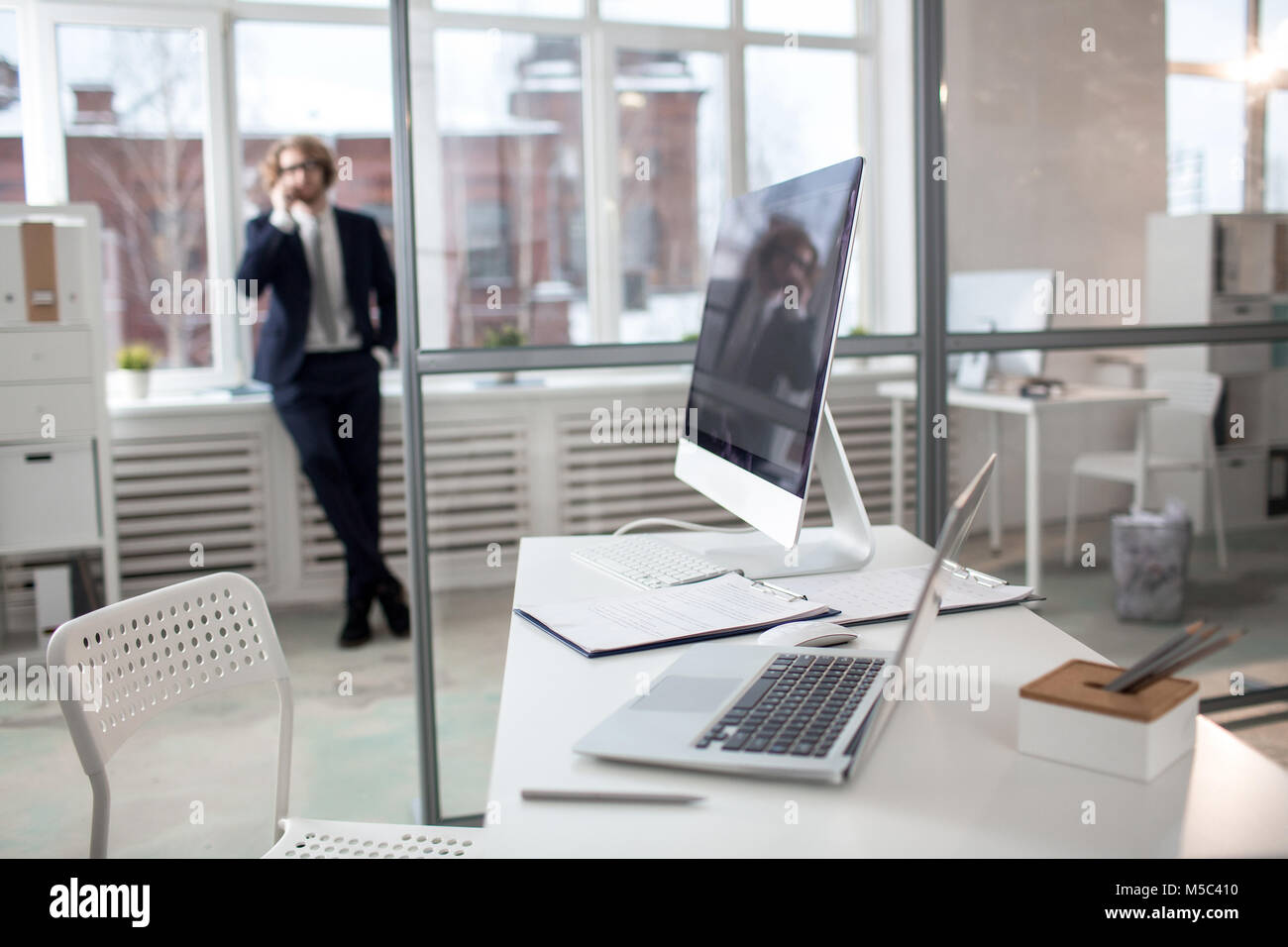 Corporate hardware hi-res stock photography and images - Alamy