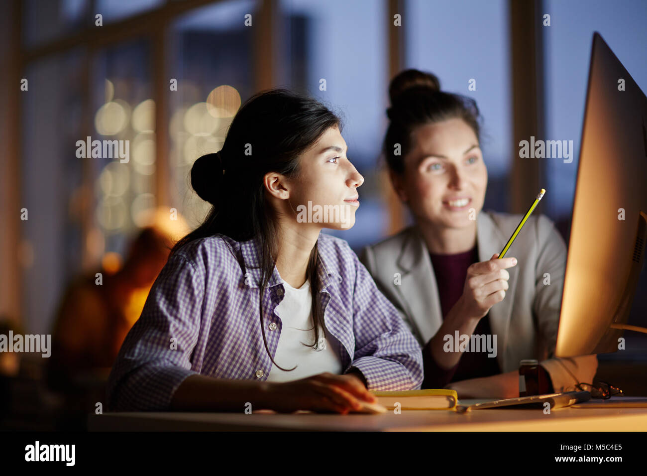 Employee overtime hi-res stock photography and images - Alamy