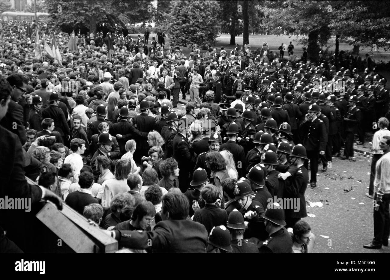 Anti-Vietnam war protest in London on 21 July 1968: Demonstrators clash ...