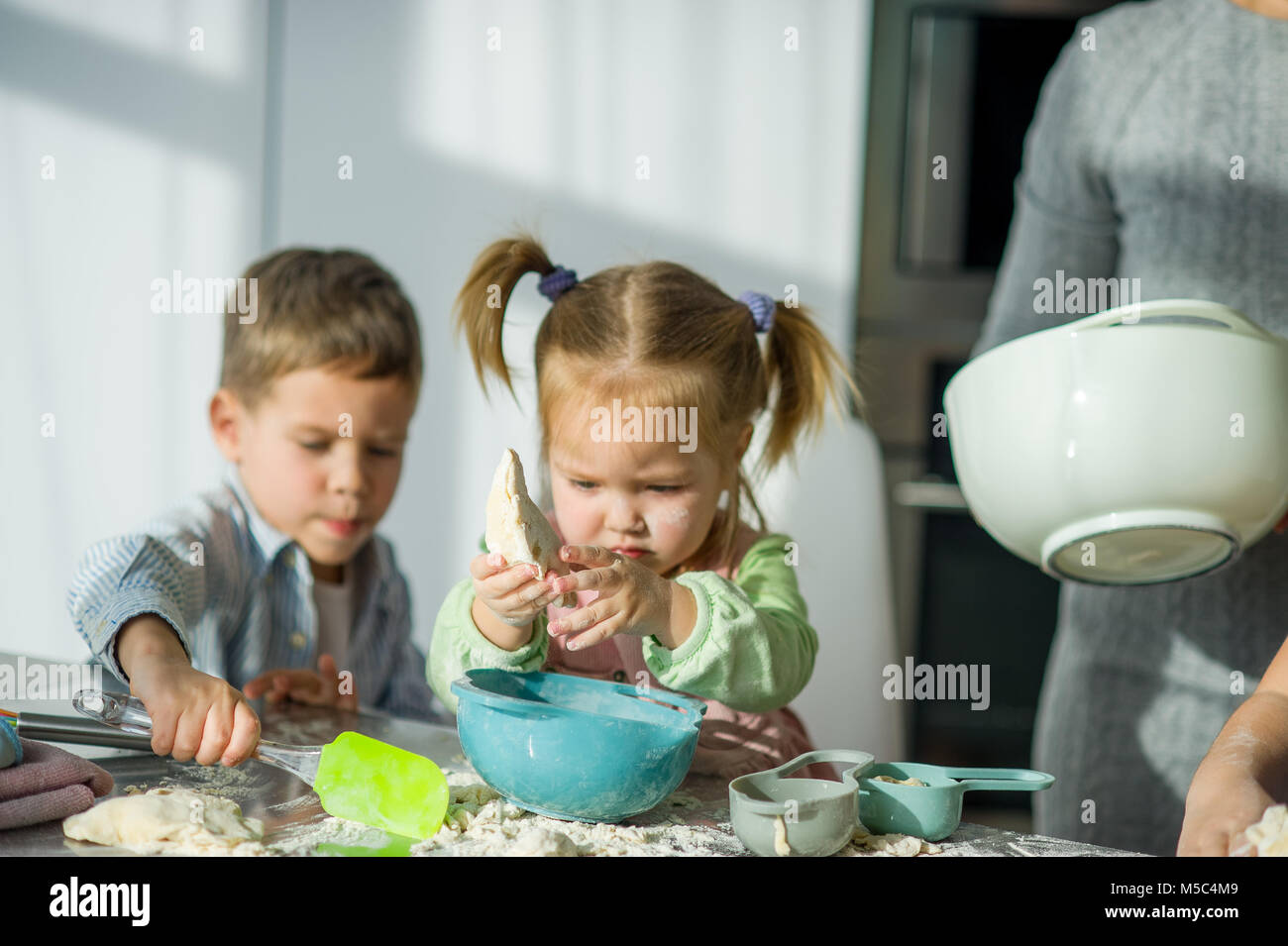 Preparefood hi-res stock photography and images - Alamy