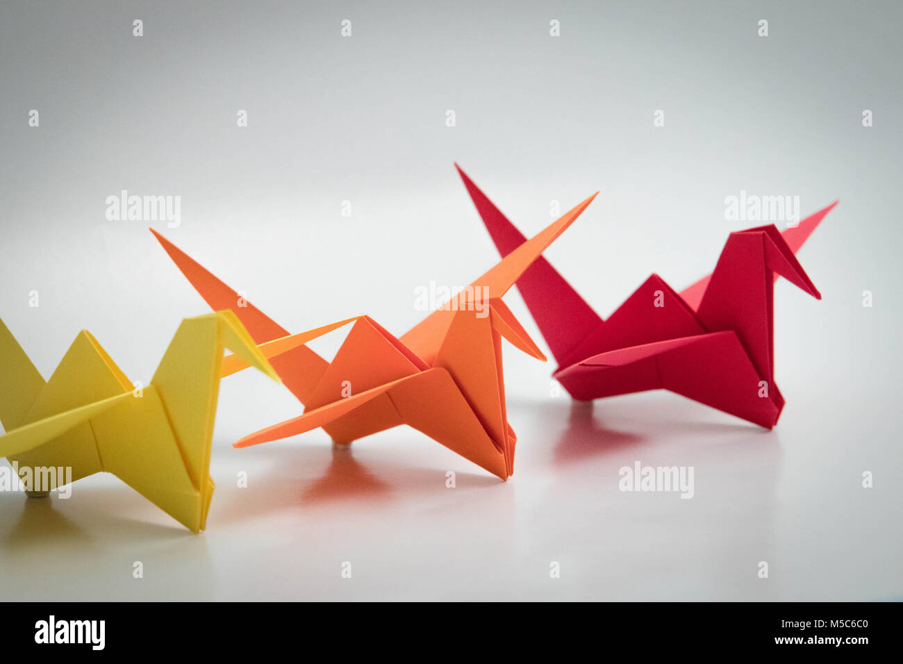 Yellow origami bird hi-res stock photography and images - Alamy