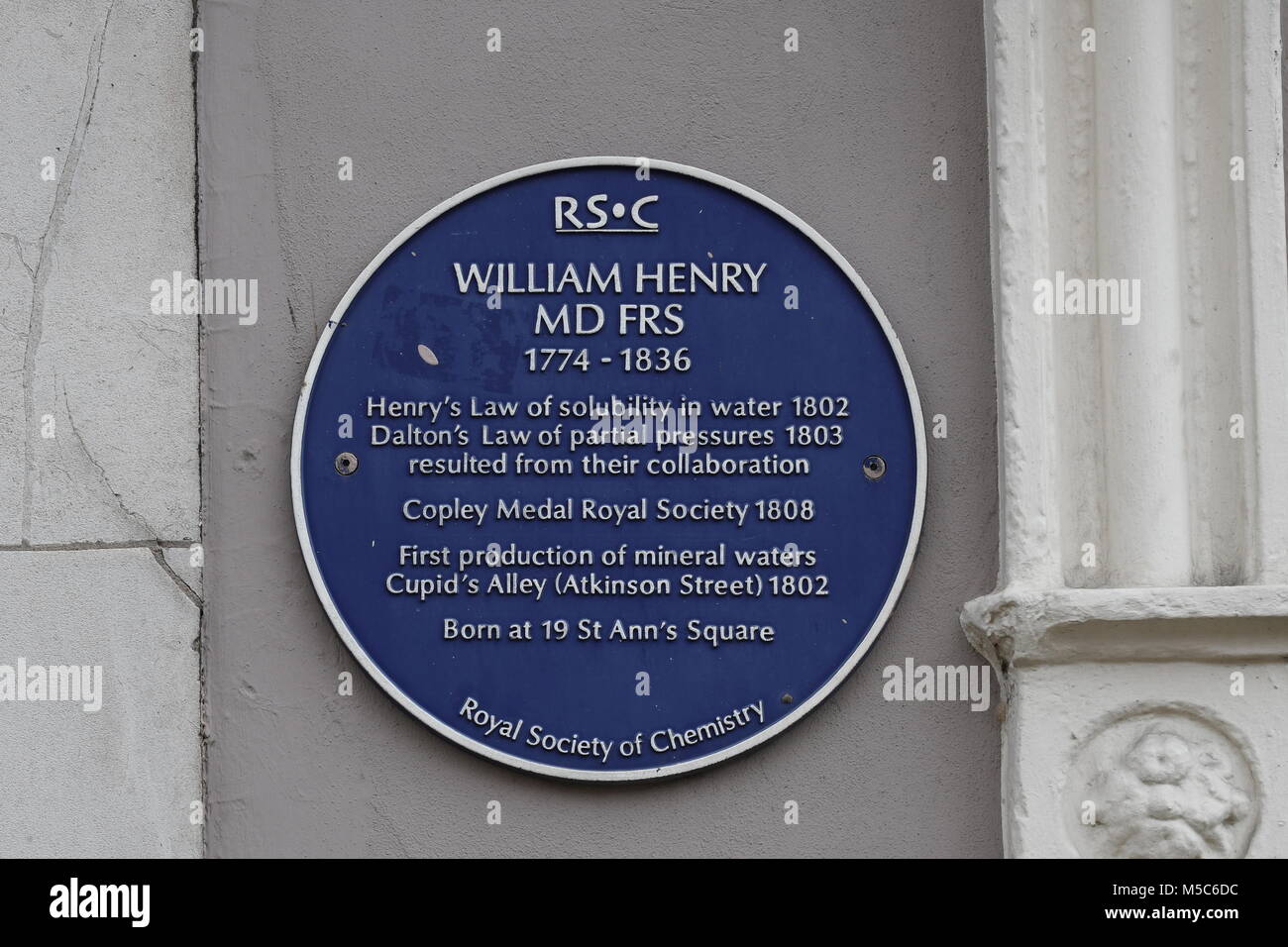 Henrys law hi-res stock photography and images - Alamy