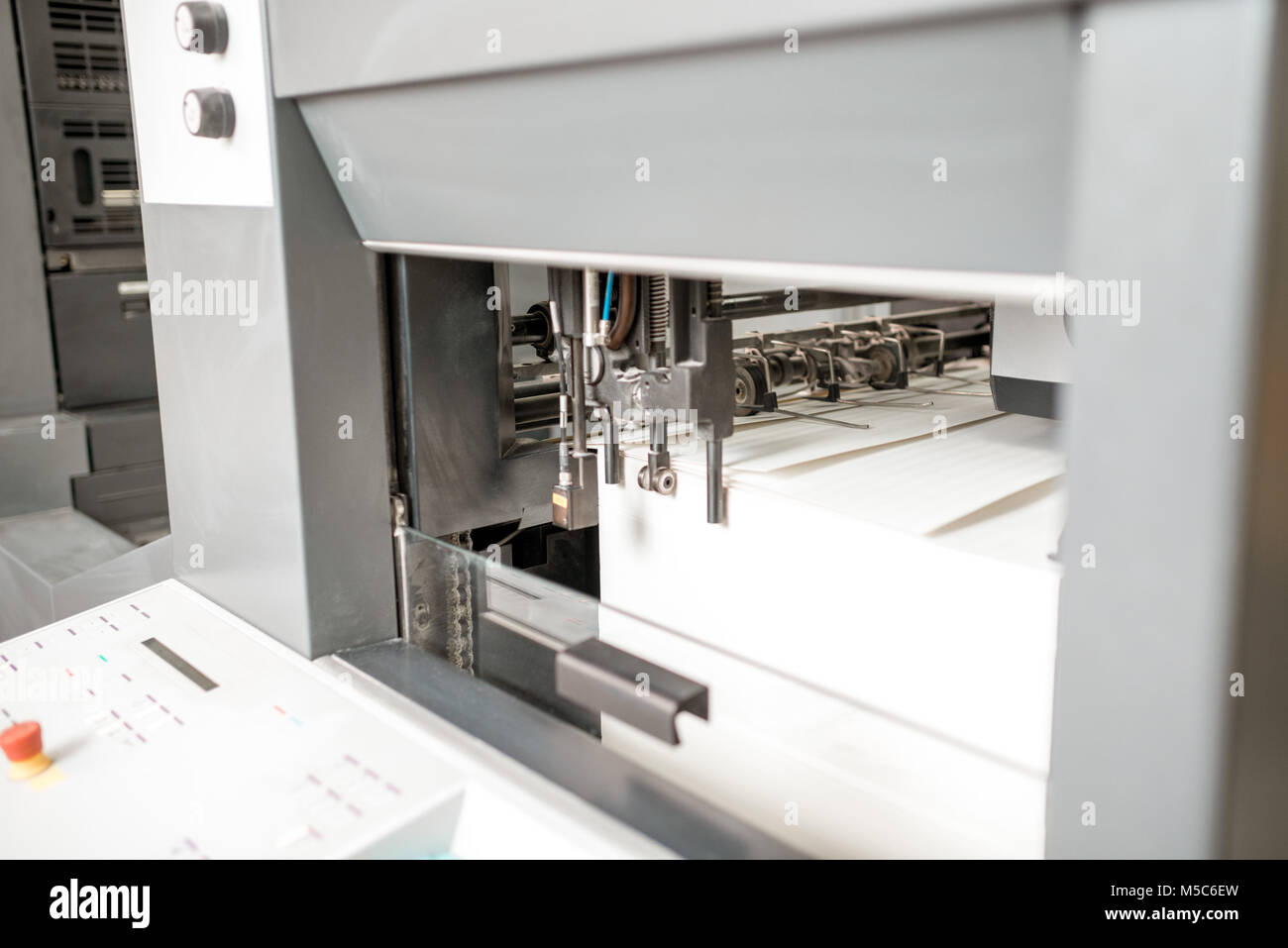 Offset part hi-res stock photography and images - Alamy