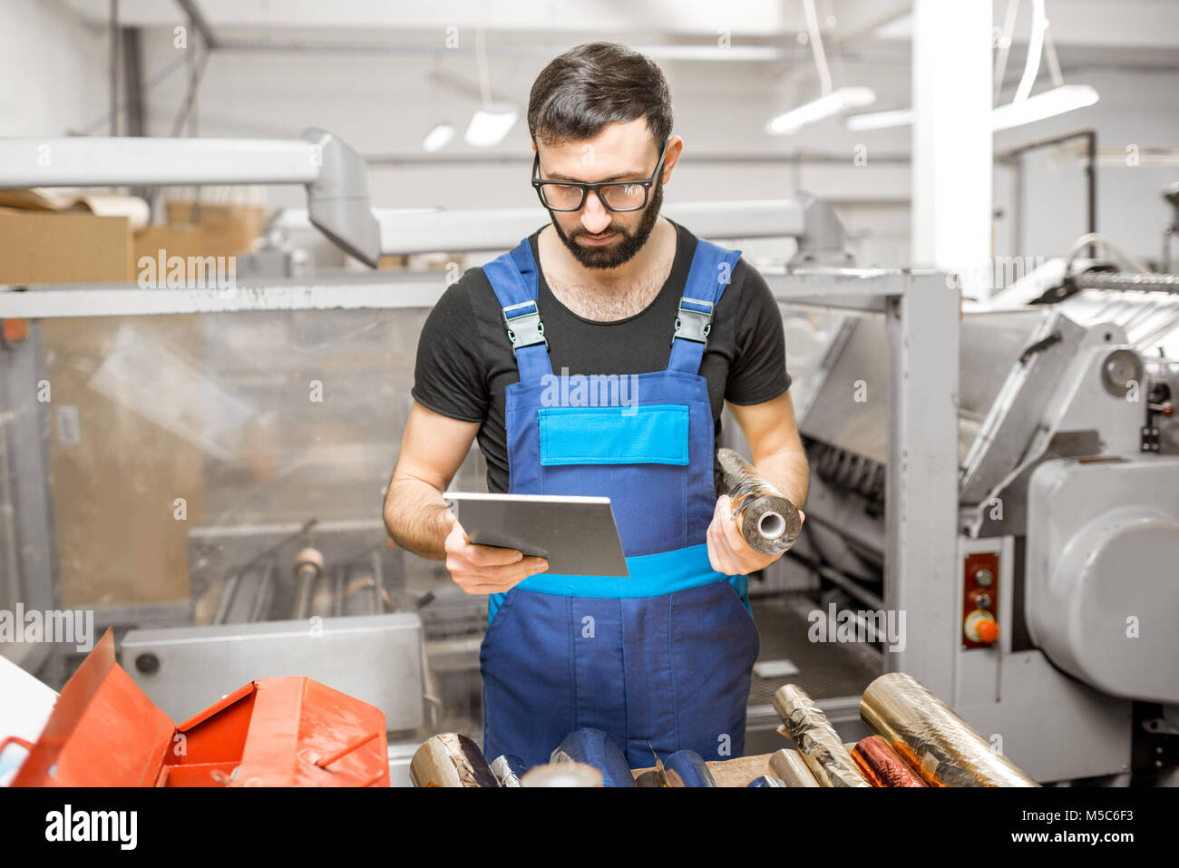 Metal Press Operator High Resolution Stock Photography and Images - Alamy