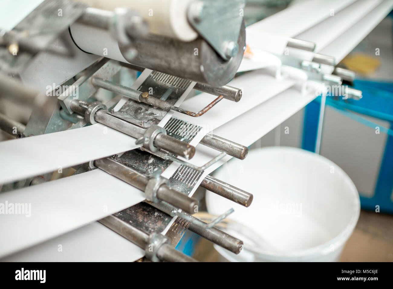 Old paper making machine hi-res stock photography and images - Alamy