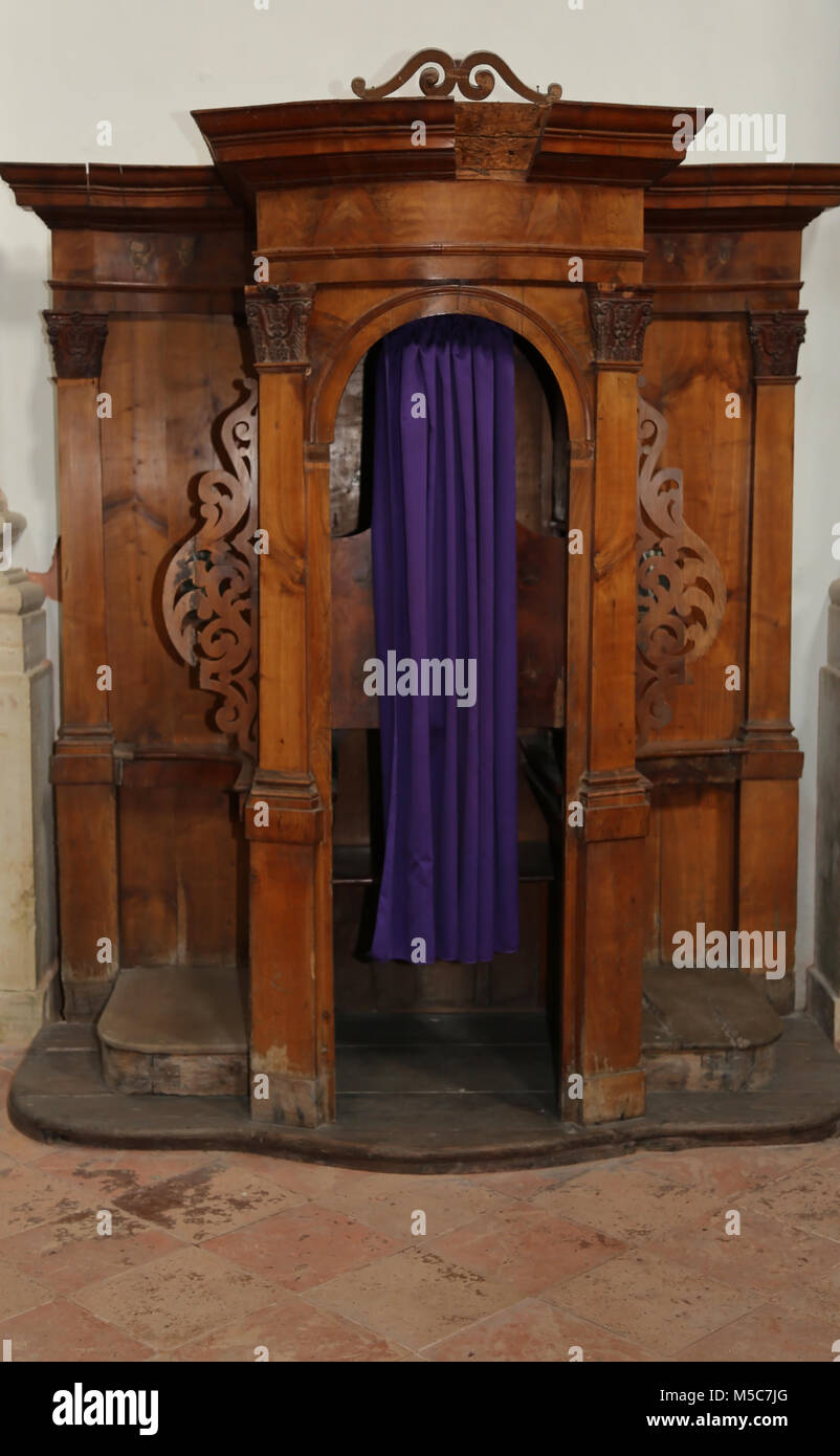 Confessional of a church hi-res stock photography and images - Alamy