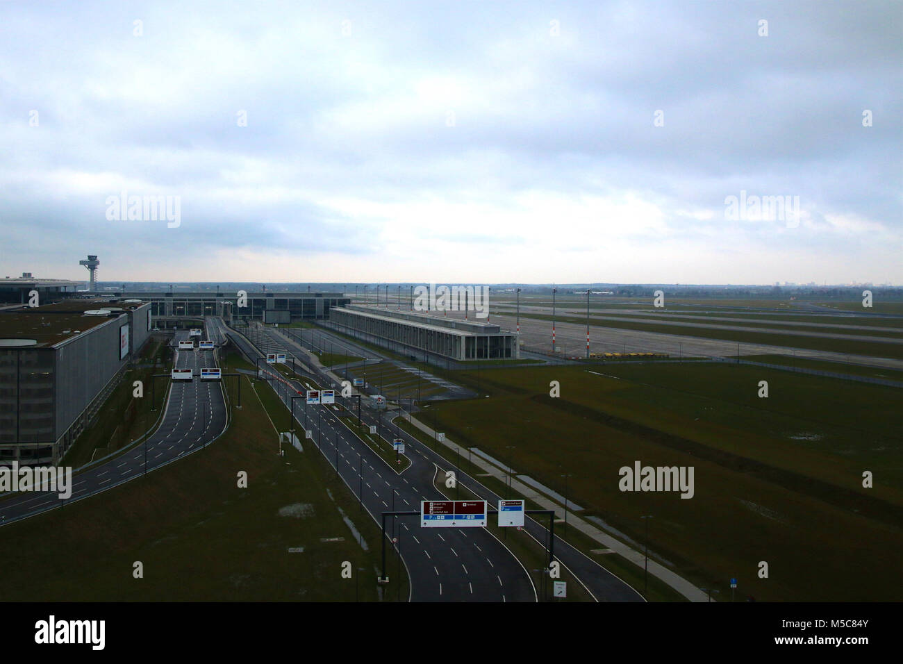 BERLIN, GERMANY - JAN 17th, 2015:Empty street to the Berlin Brandenburg ...