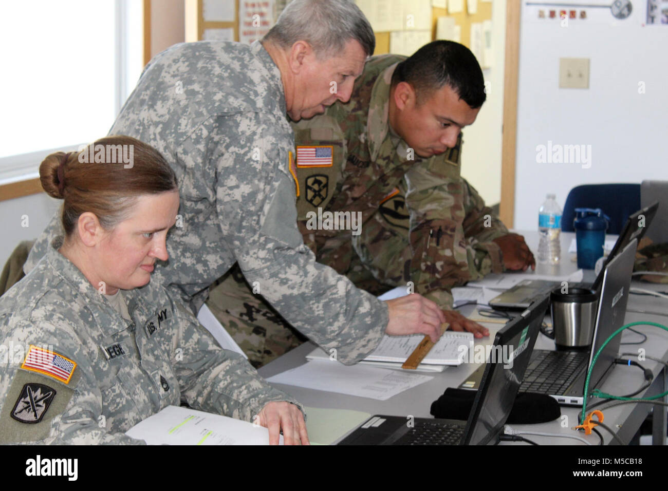 Students and instructors complete a project in the 89B Advanced Leader ...