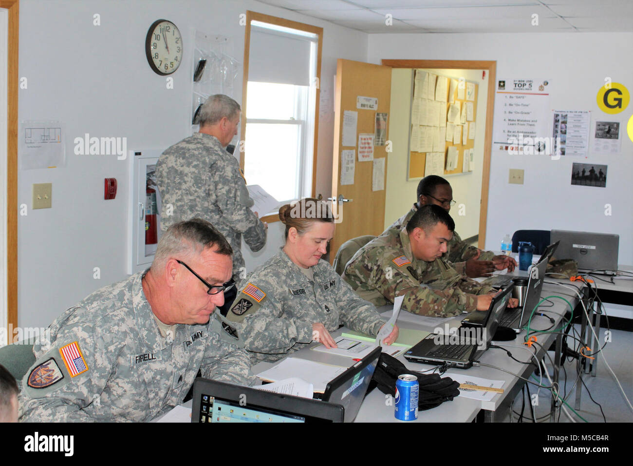 Students and instructors complete a project in the 89B Advanced Leader ...