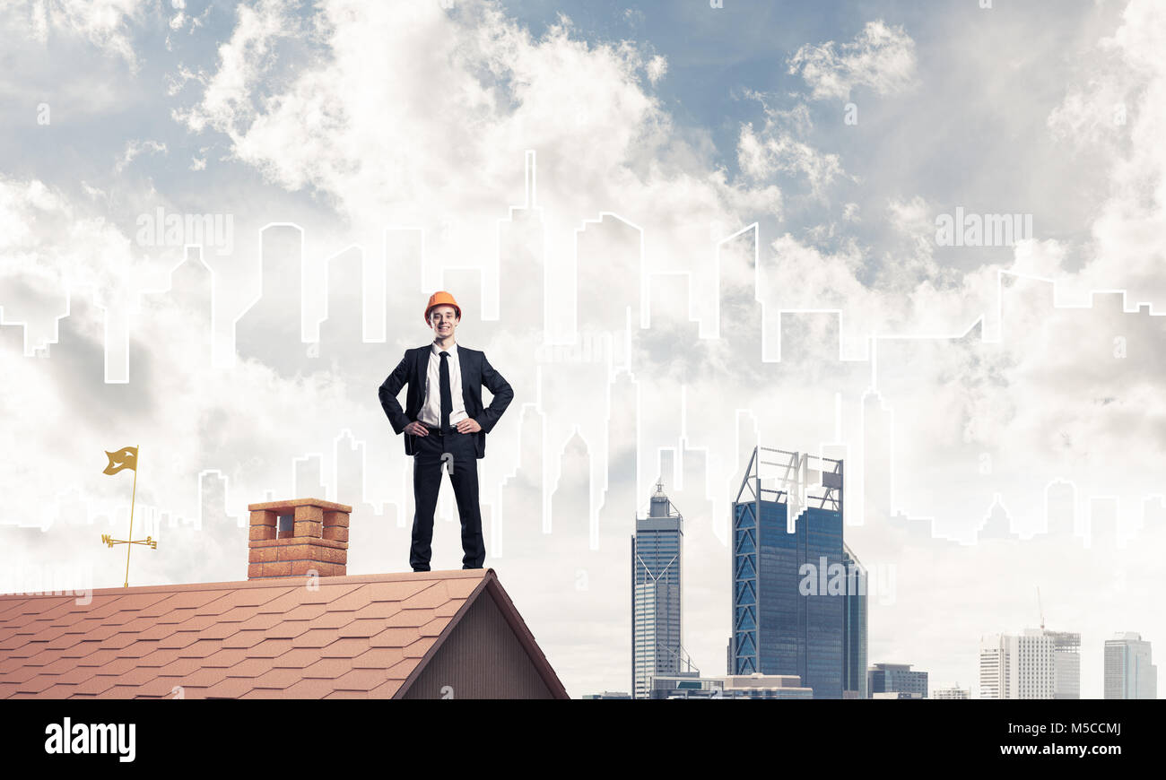 Man standing edge roof hi-res stock photography and images - Alamy
