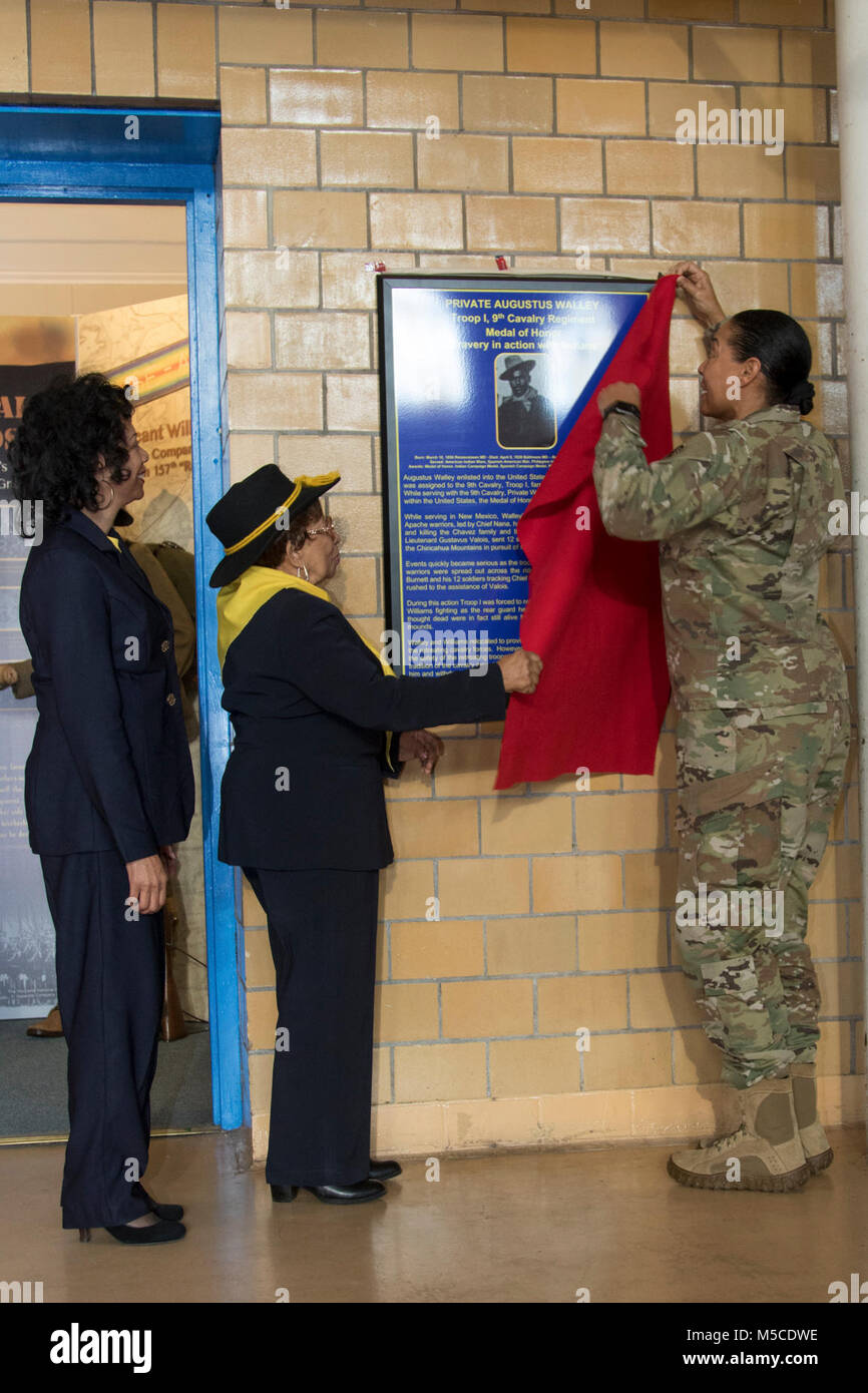 Betty Stokes, the grand niece of Augustus Walley, and Maj. Gen. Linda ...