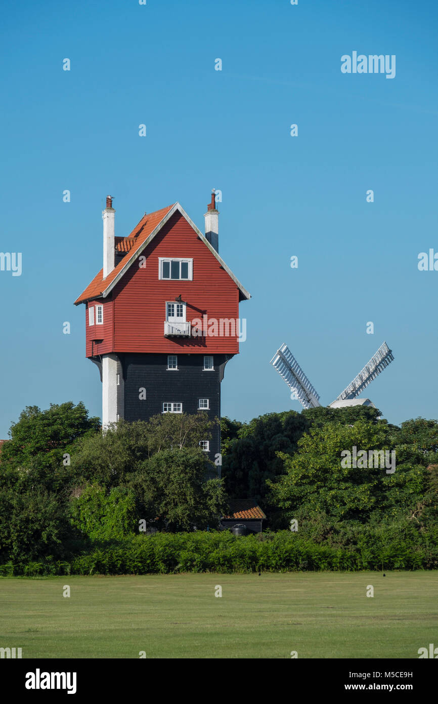 The House in the Clouds is a disguised Water Tower Stock Photo - Alamy