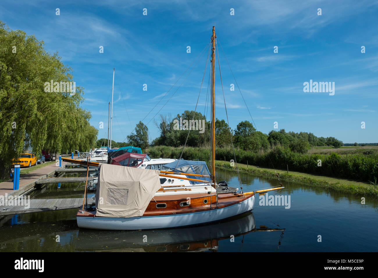 River Waveney at Burgh St. Peter Stock Photo - Alamy