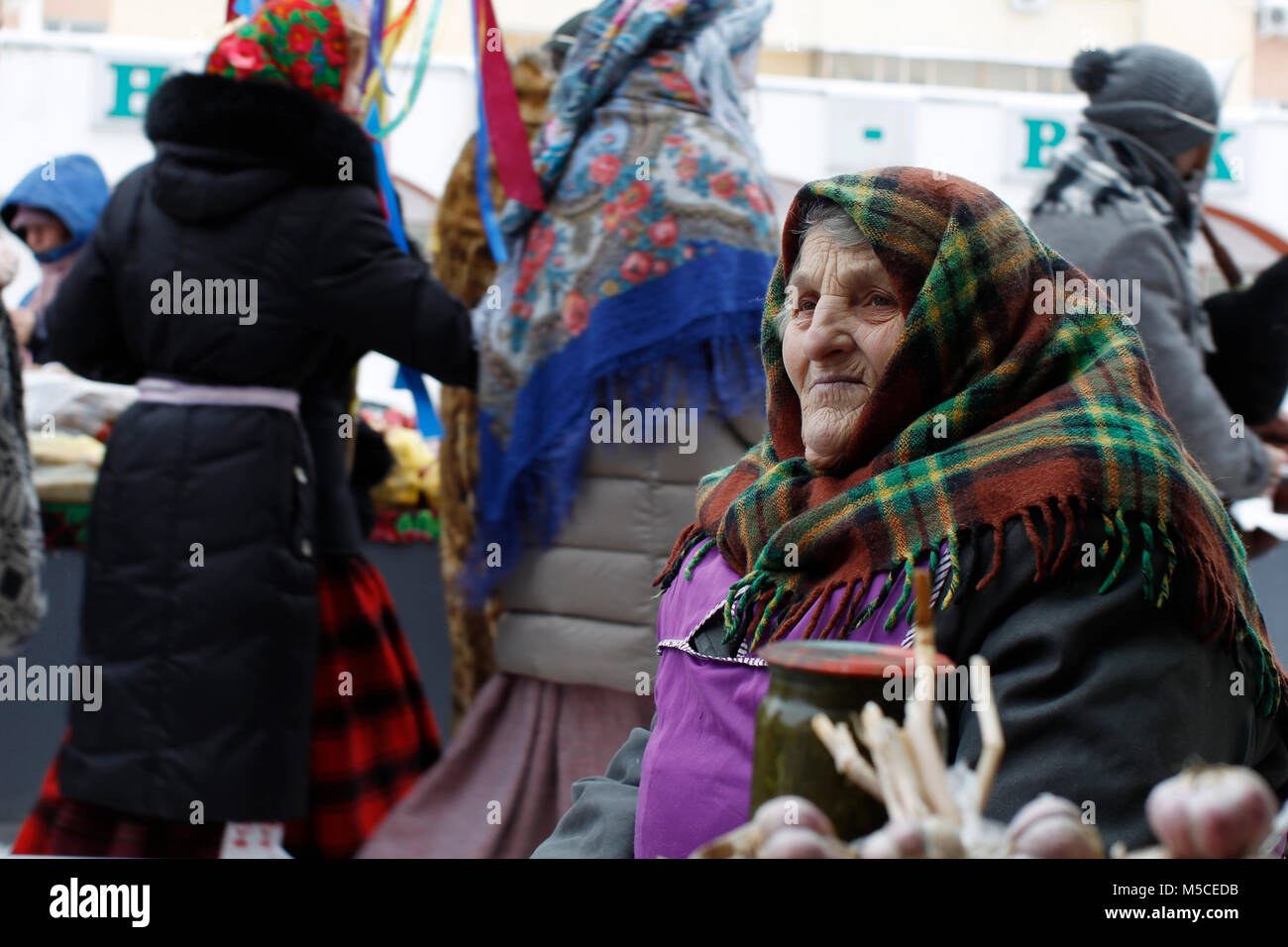 Old poor woman spain hi-res stock photography and images - Alamy