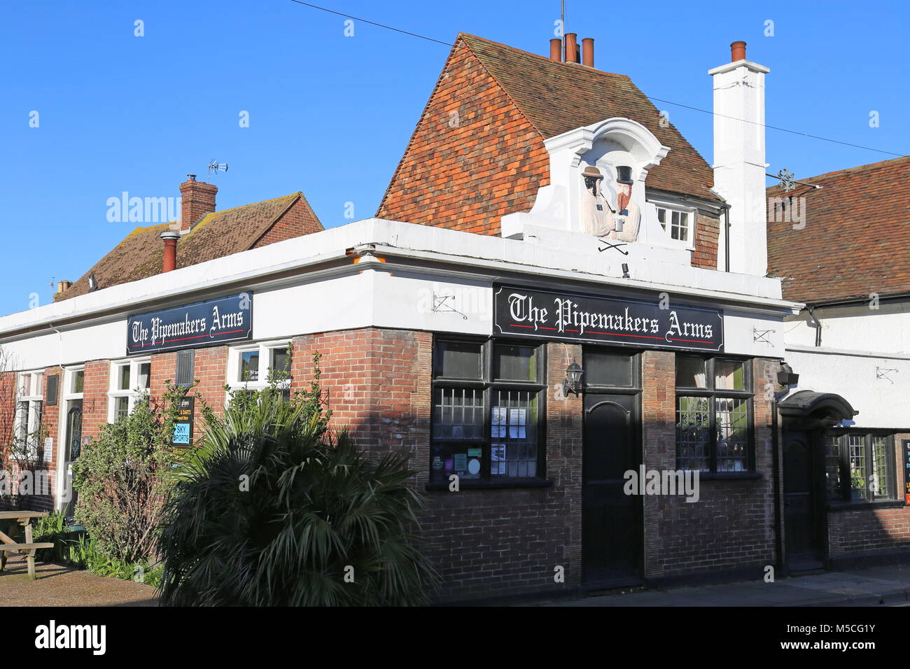 The pipemakers arms hi-res stock photography and images - Alamy