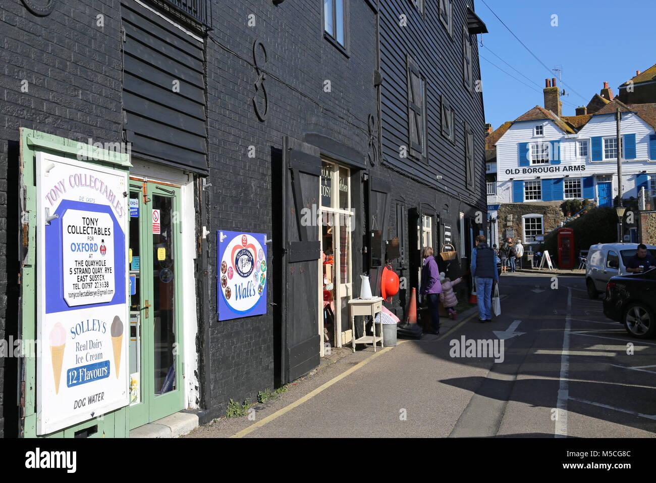 Rye old borough arms hi-res stock photography and images - Alamy