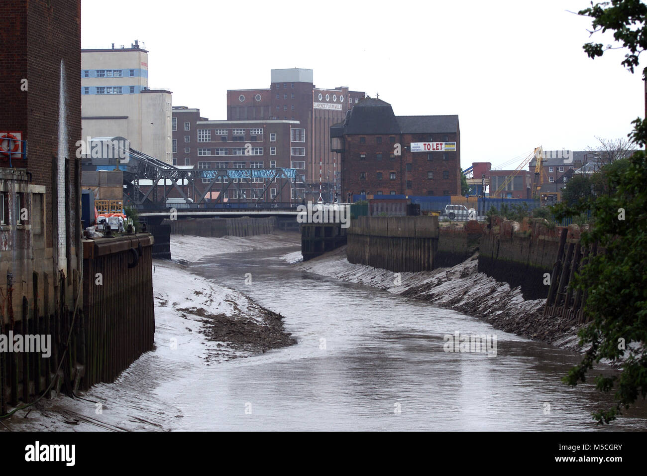 Hull river town hi-res stock photography and images - Alamy