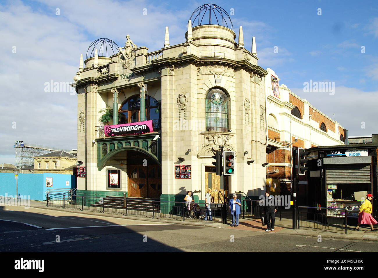 Binks building hi-res stock photography and images - Alamy