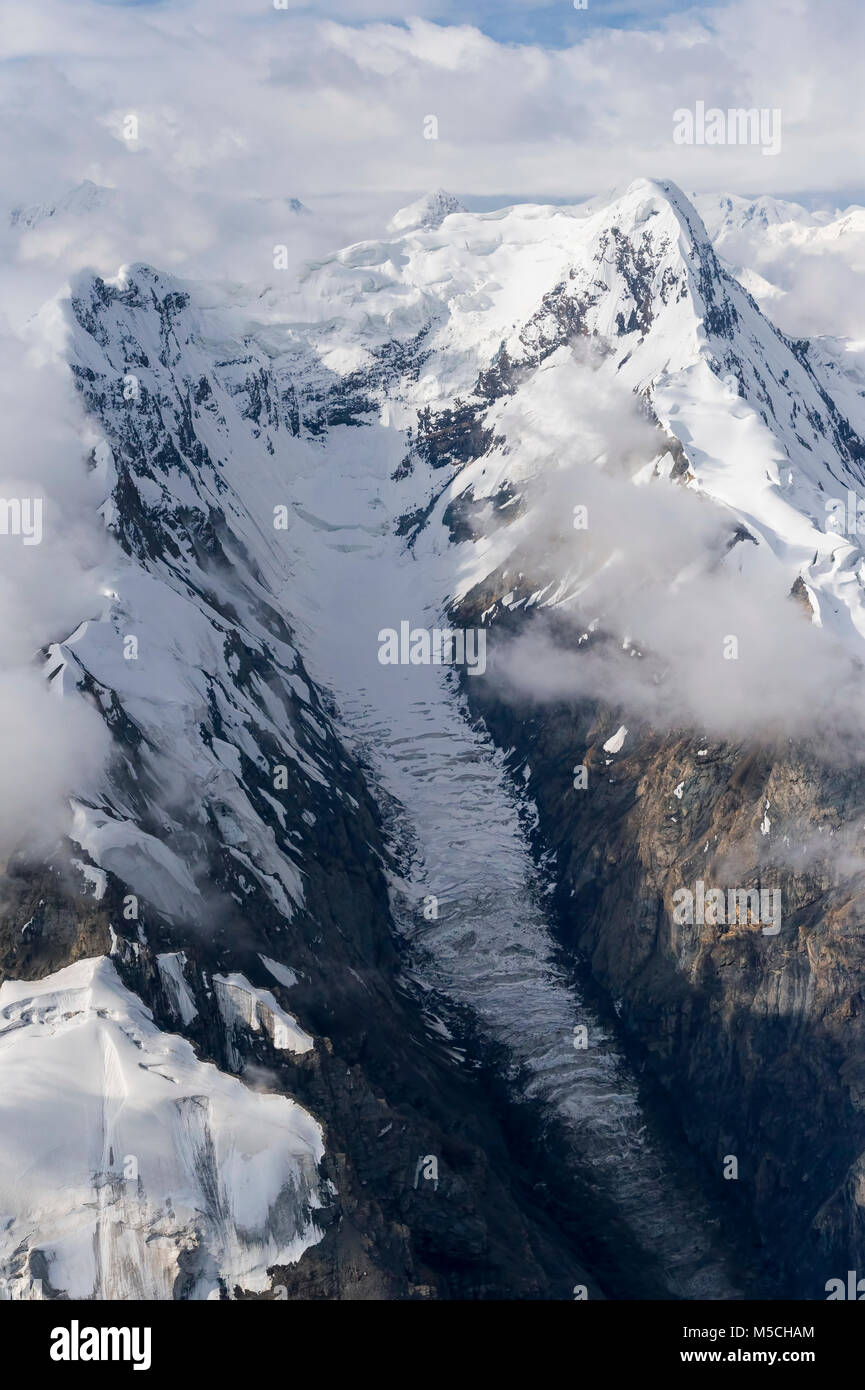 Aerial view over the Central Tian Shan Mountain range, Border of ...