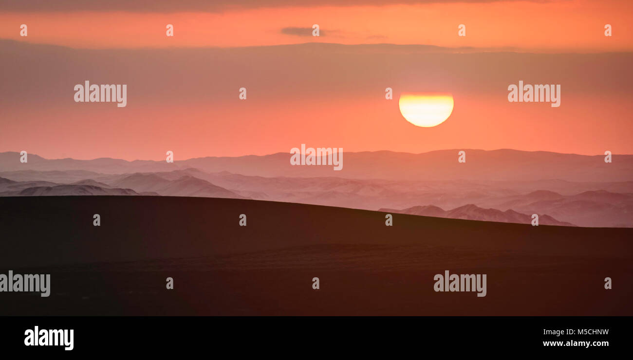 Red sun peru hi-res stock photography and images - Alamy