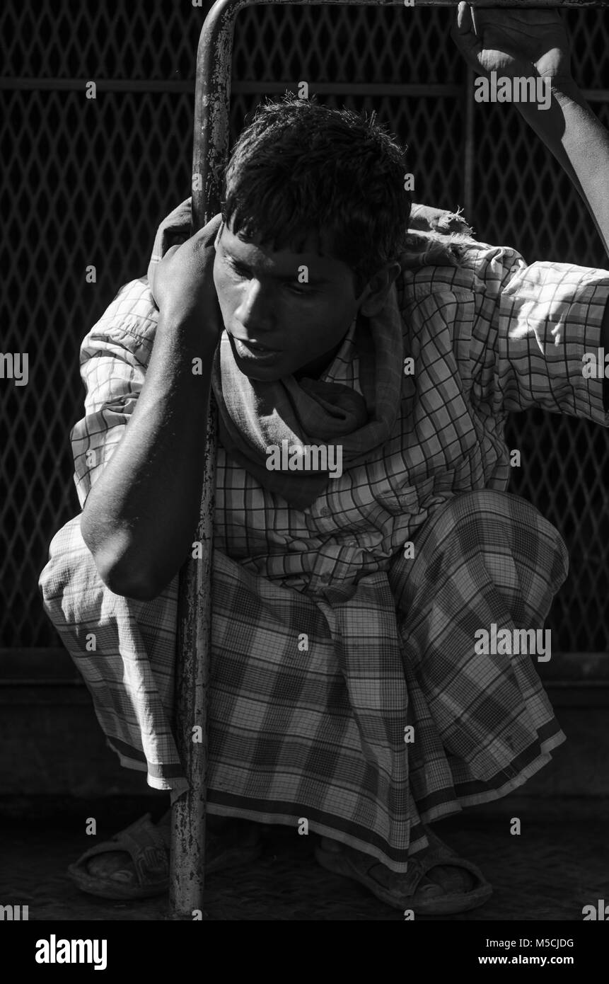 Struggling people Black and White Stock Photos & Images - Alamy