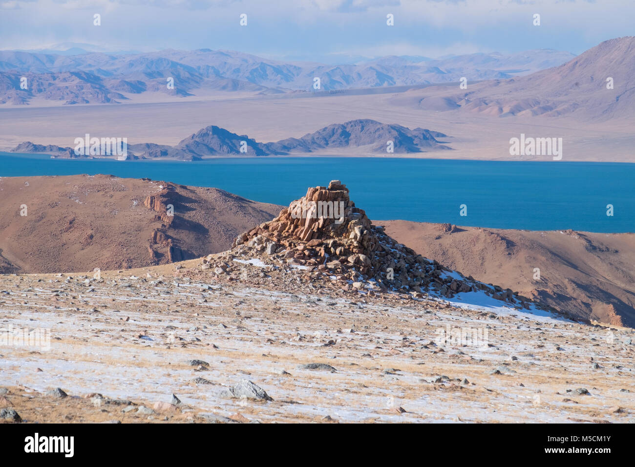 Lake Tolbo-Nur in northwestern Mongolia Stock Photo - Alamy