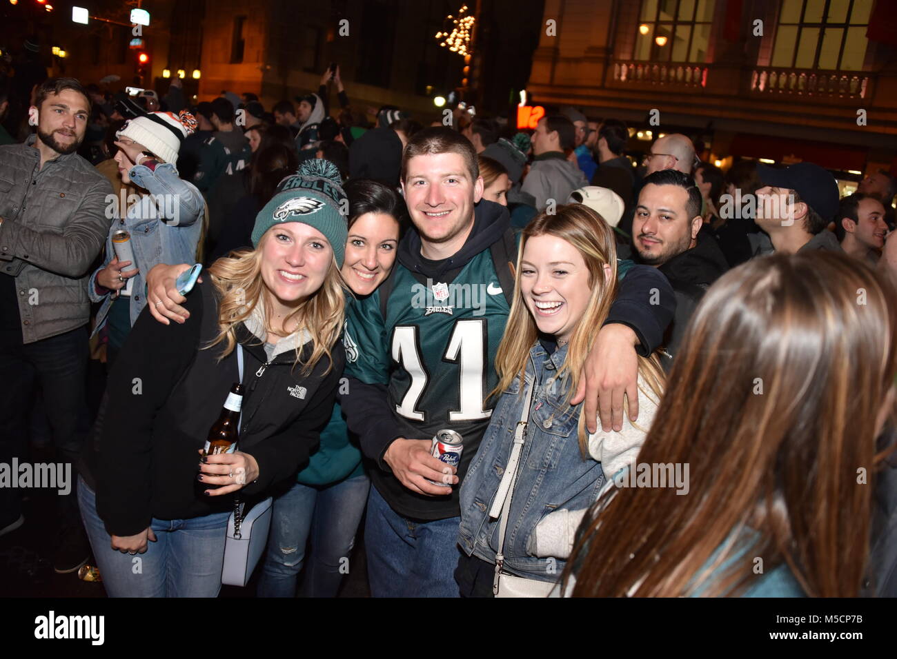 Crowds of Philadelphia Eagles fans celebrate at Broad and Walnut ...