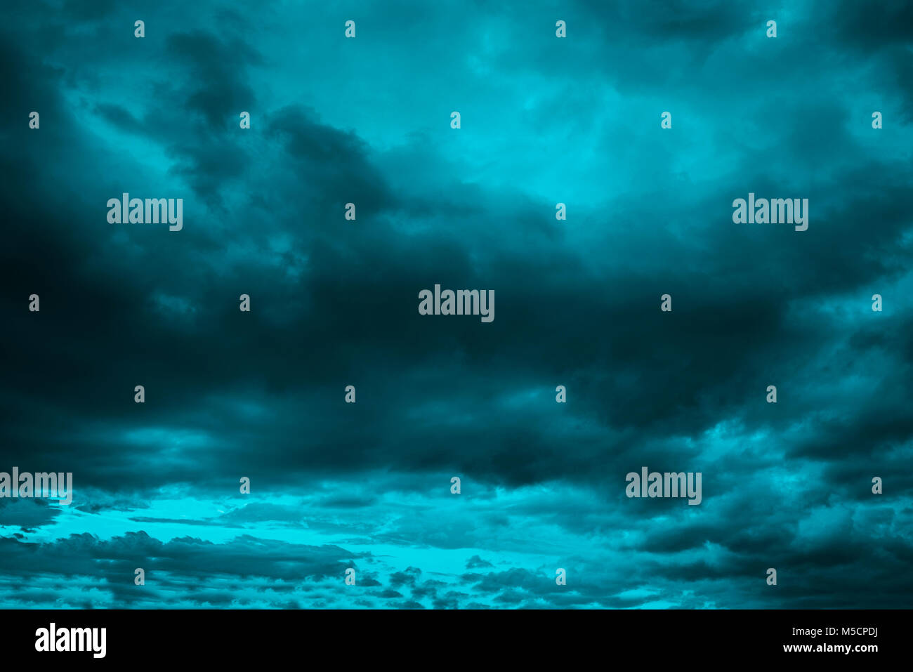 Dramatic Dark cloudy stormy sky in the evening Stock Photo - Alamy