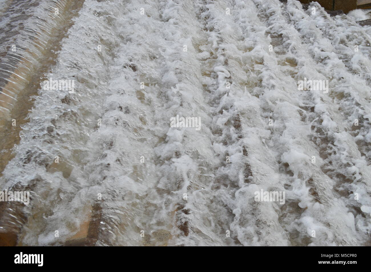 Steps in water overflow hi-res stock photography and images - Alamy