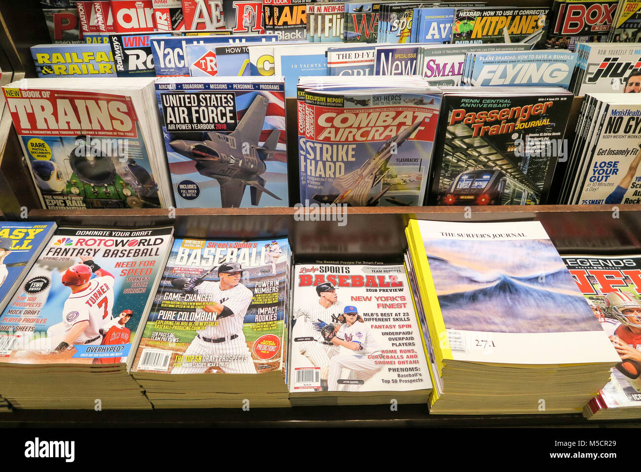 Magazine Stand Featuring Magazine Cover (Covers), USA Stock Photo - Alamy
