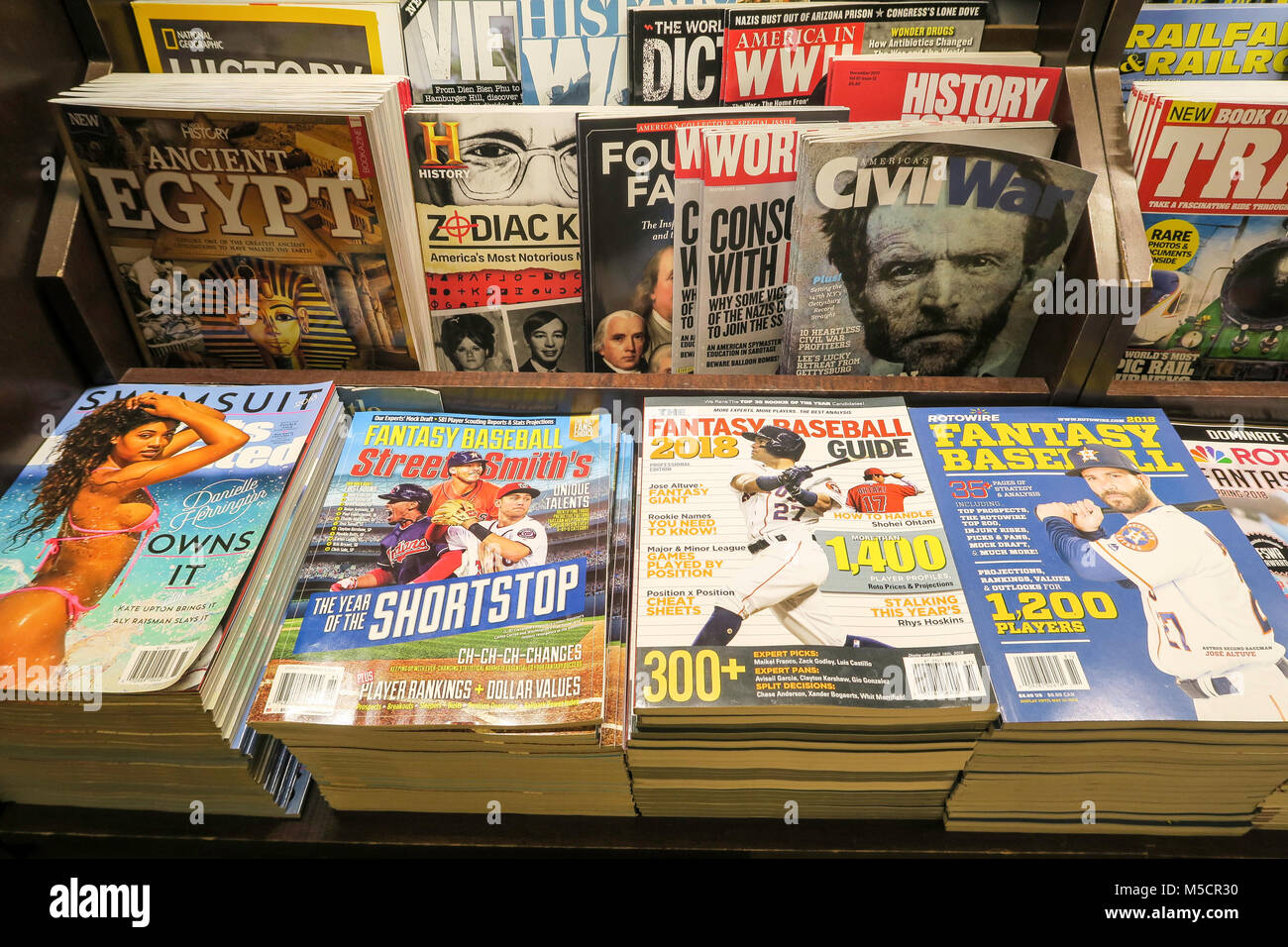 Magazine Stand Featuring Magazine Cover (Covers), USA Stock Photo - Alamy