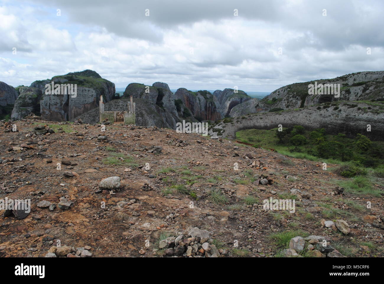 The Pungo Andongo Black Rocks are located in the municipality of Kacuso ...