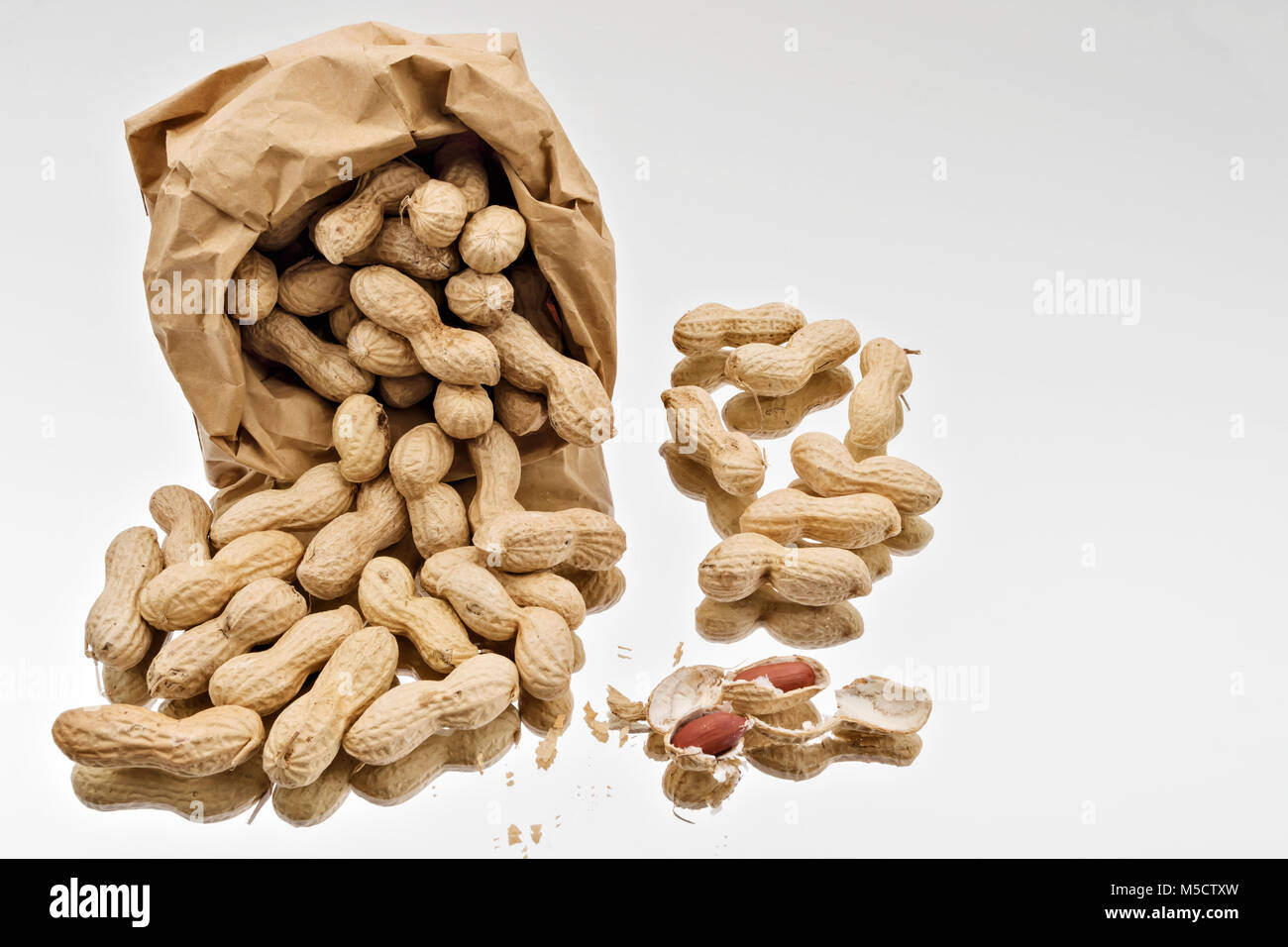 peanuts paper bag 3 Stock Photo - Alamy