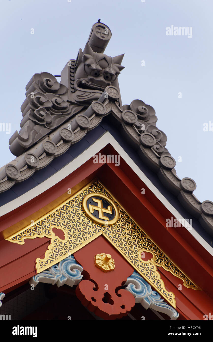 Tokyo, Japan. 15th May, 2017. Detail of the gable of the roof and gold ...