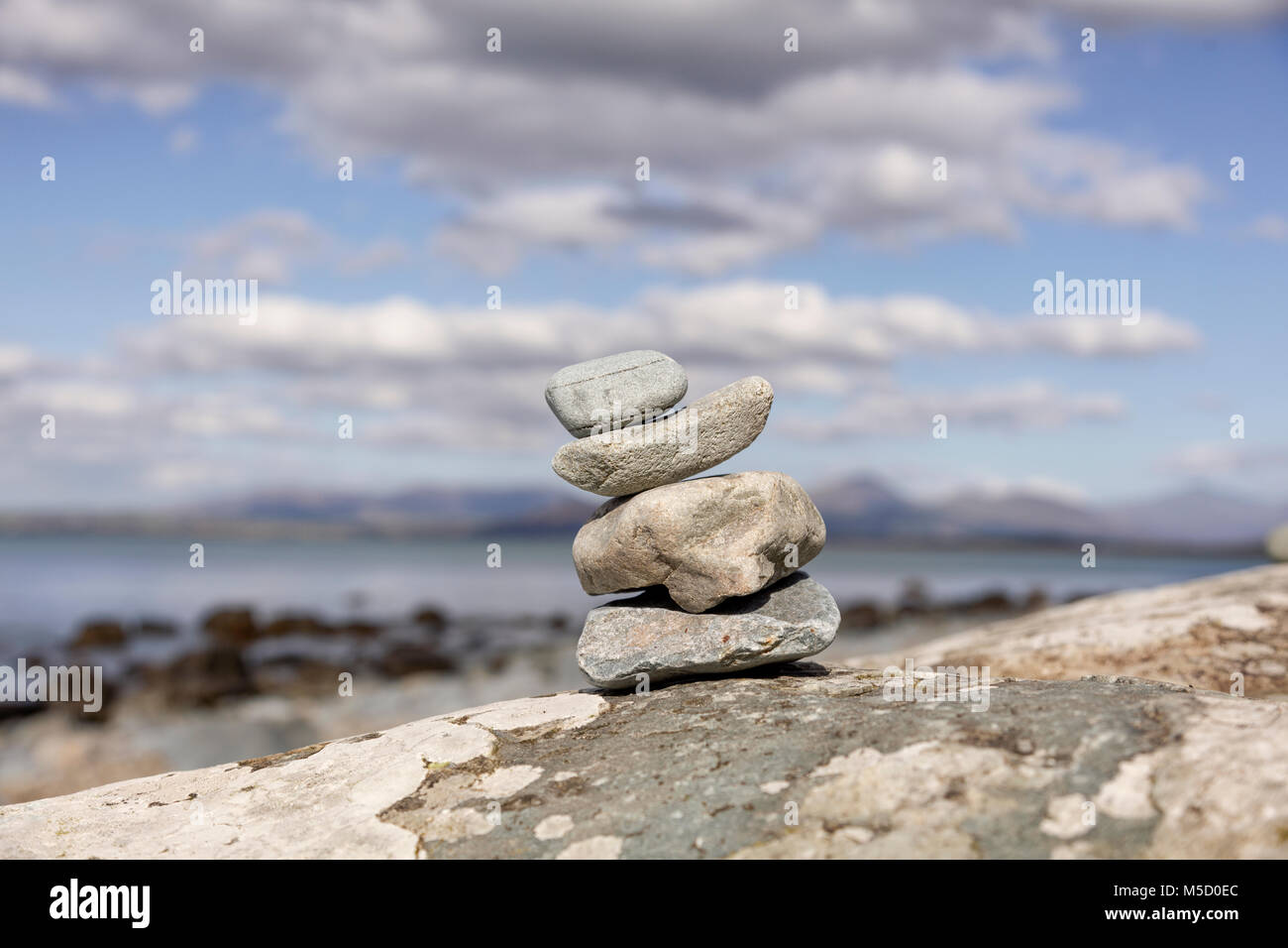 Pebble pebbles sculpture hi-res stock photography and images - Alamy