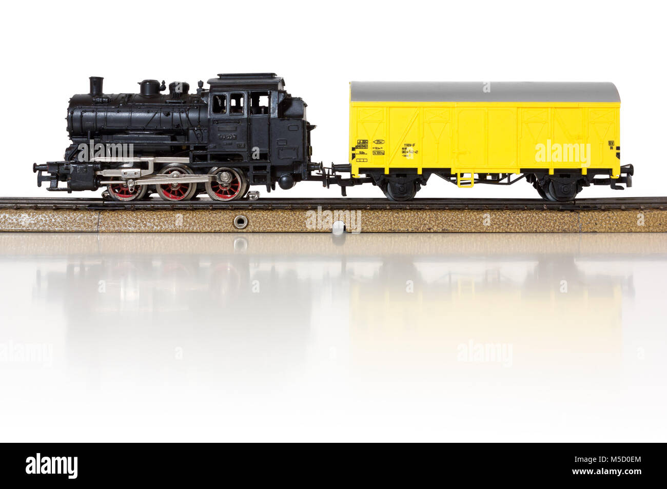 Black and white steam locomotive funnel hi-res stock photography and ...