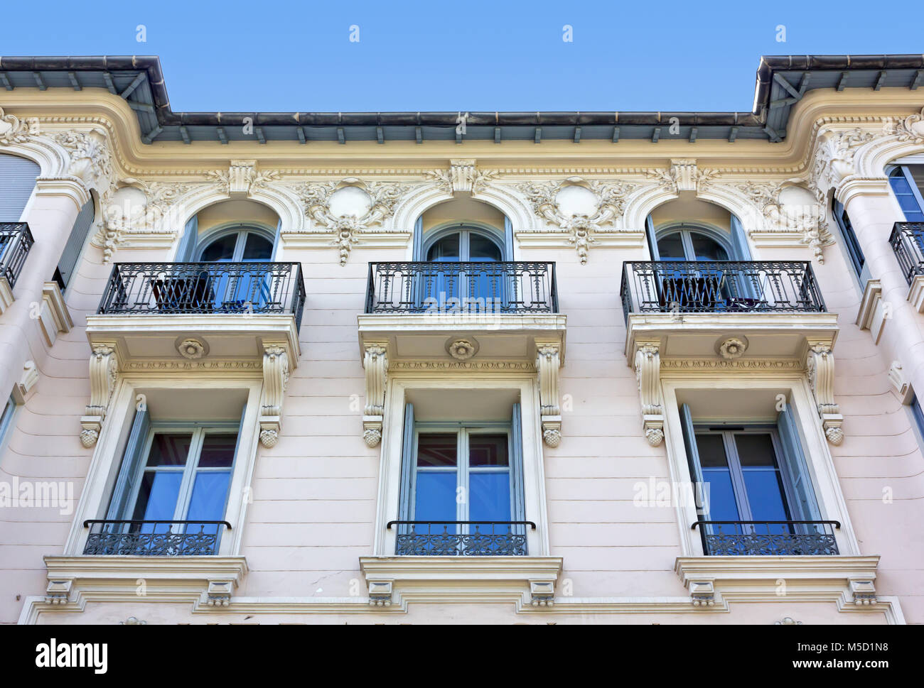 Facade of a neoclassical building in Nice, France Stock Photo - Alamy