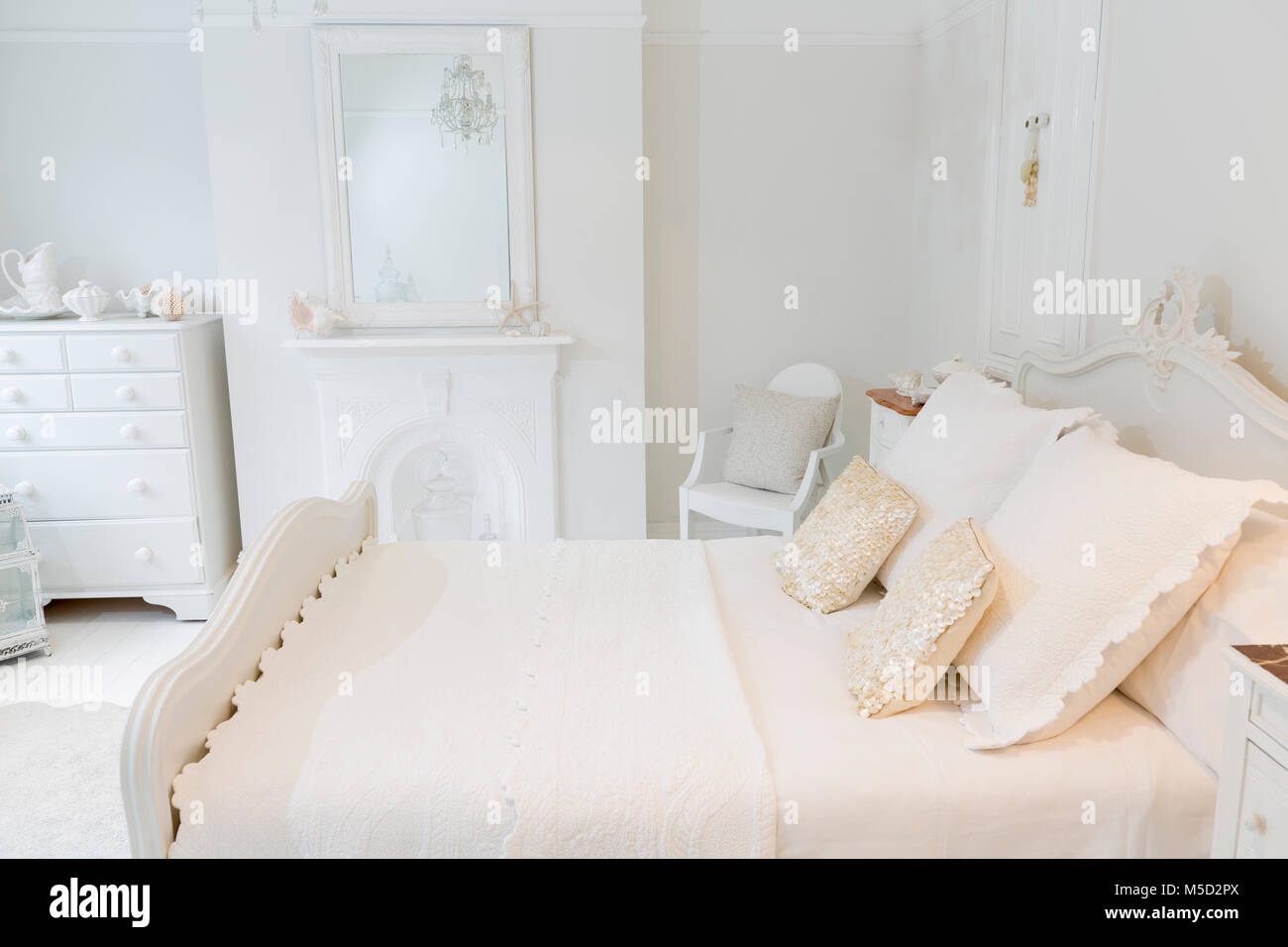 White, luxury home showcase interior bedroom Stock Photo - Alamy