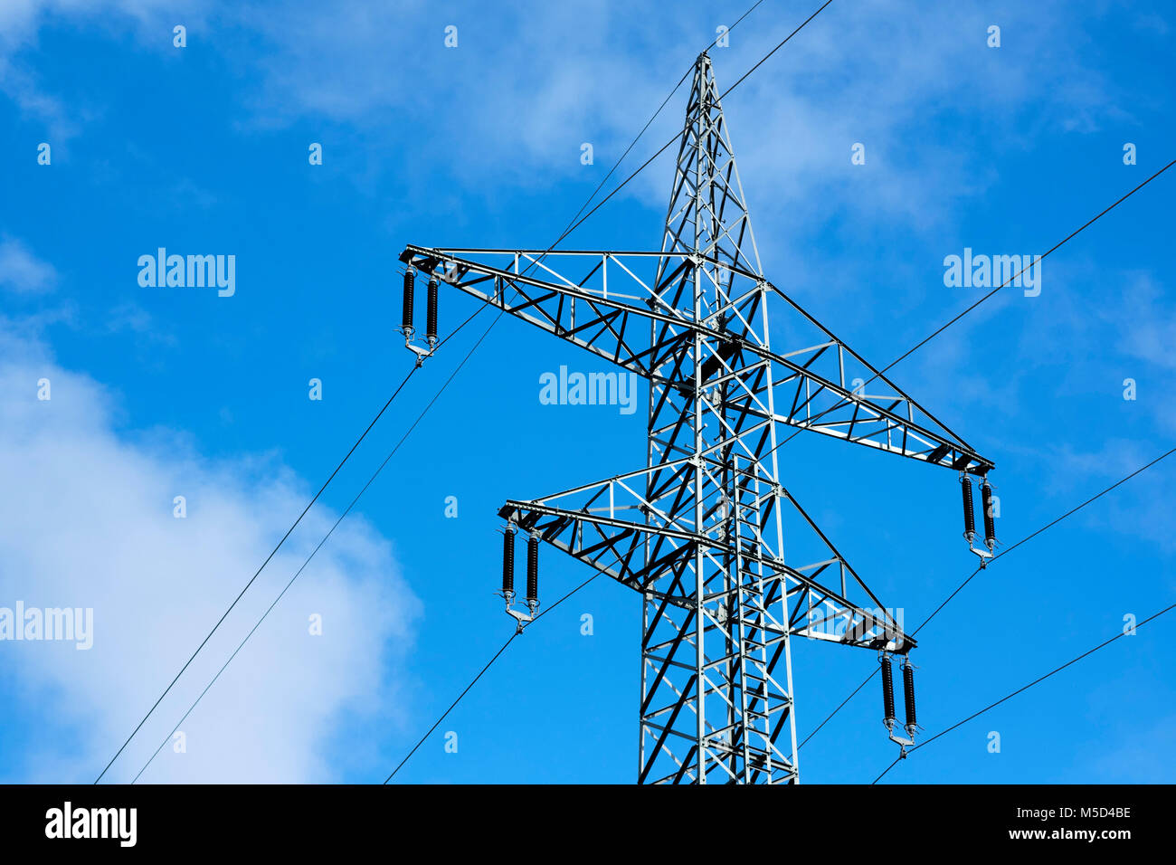 Overhead line pole hi-res stock photography and images - Alamy