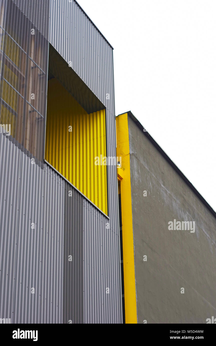 Color modern school building hi-res stock photography and images - Alamy
