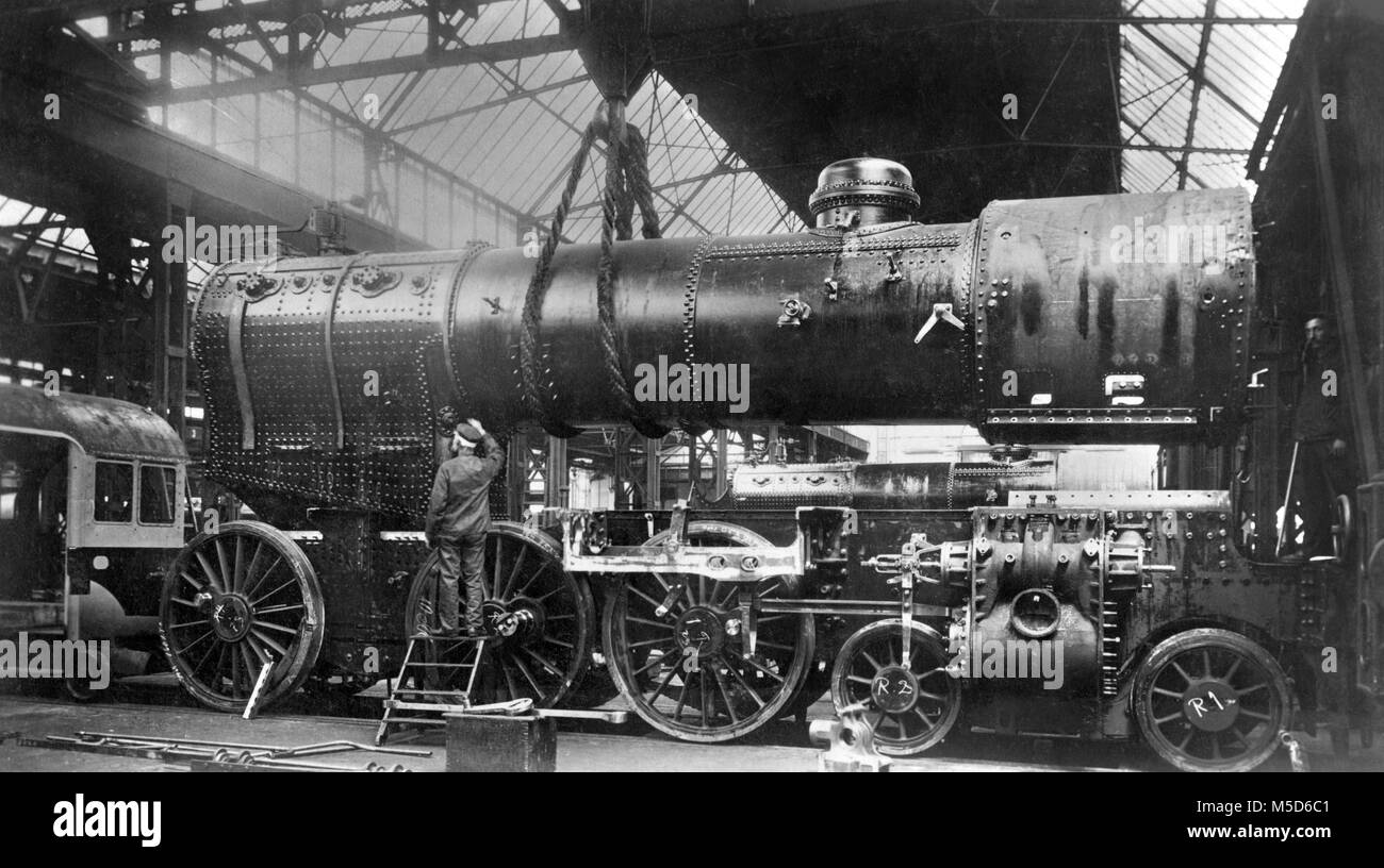 Steam locomotive factory Black and White Stock Photos & Images - Alamy