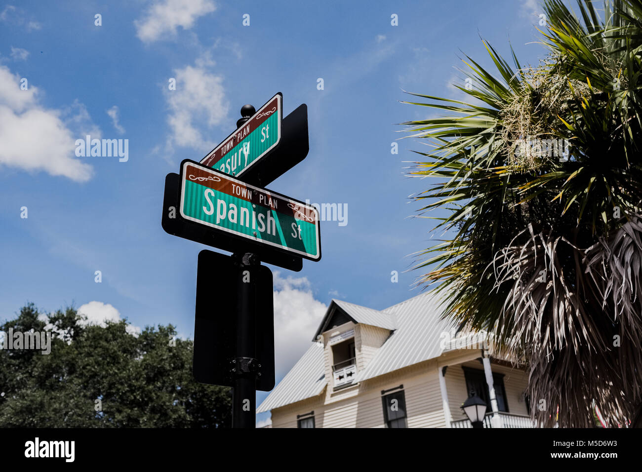 Street signs in Savannah, Georgia, North America Stock Photo - Alamy
