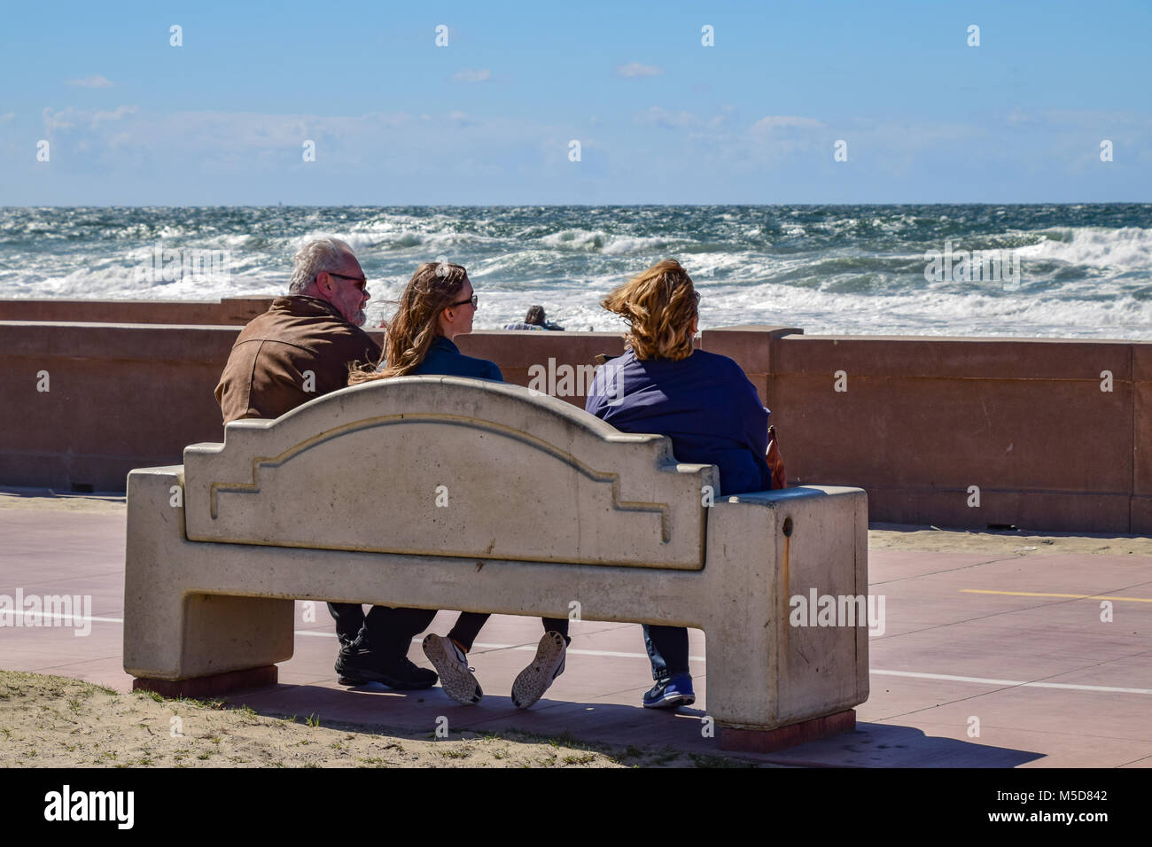 Rock stacking at San Diego bay Stock Photo - Alamy