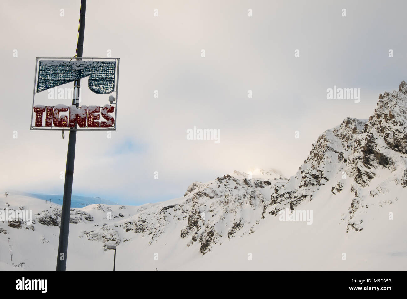Tignes france glacier hi-res stock photography and images - Alamy