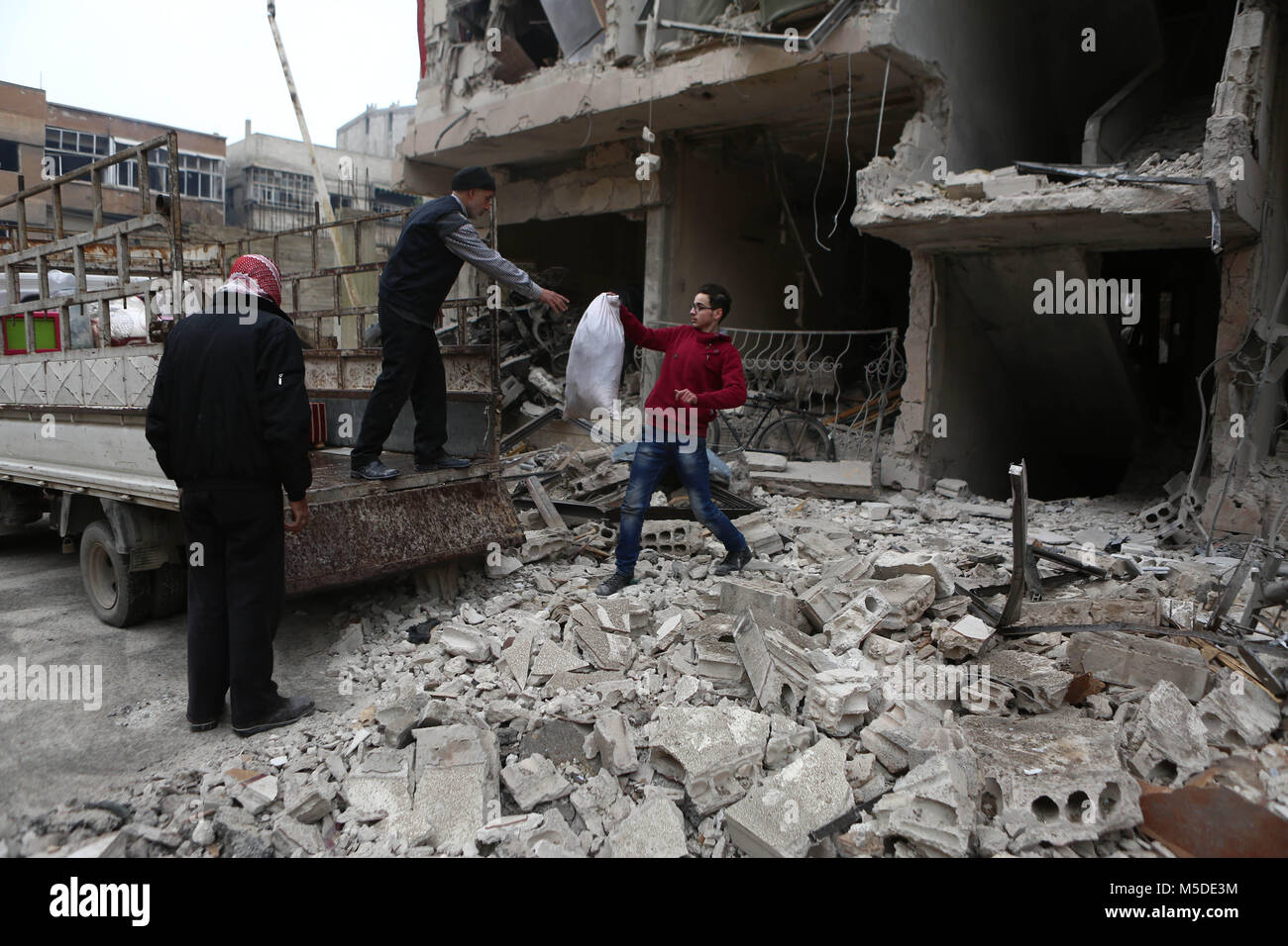 300 shells hi-res stock photography and images - Alamy