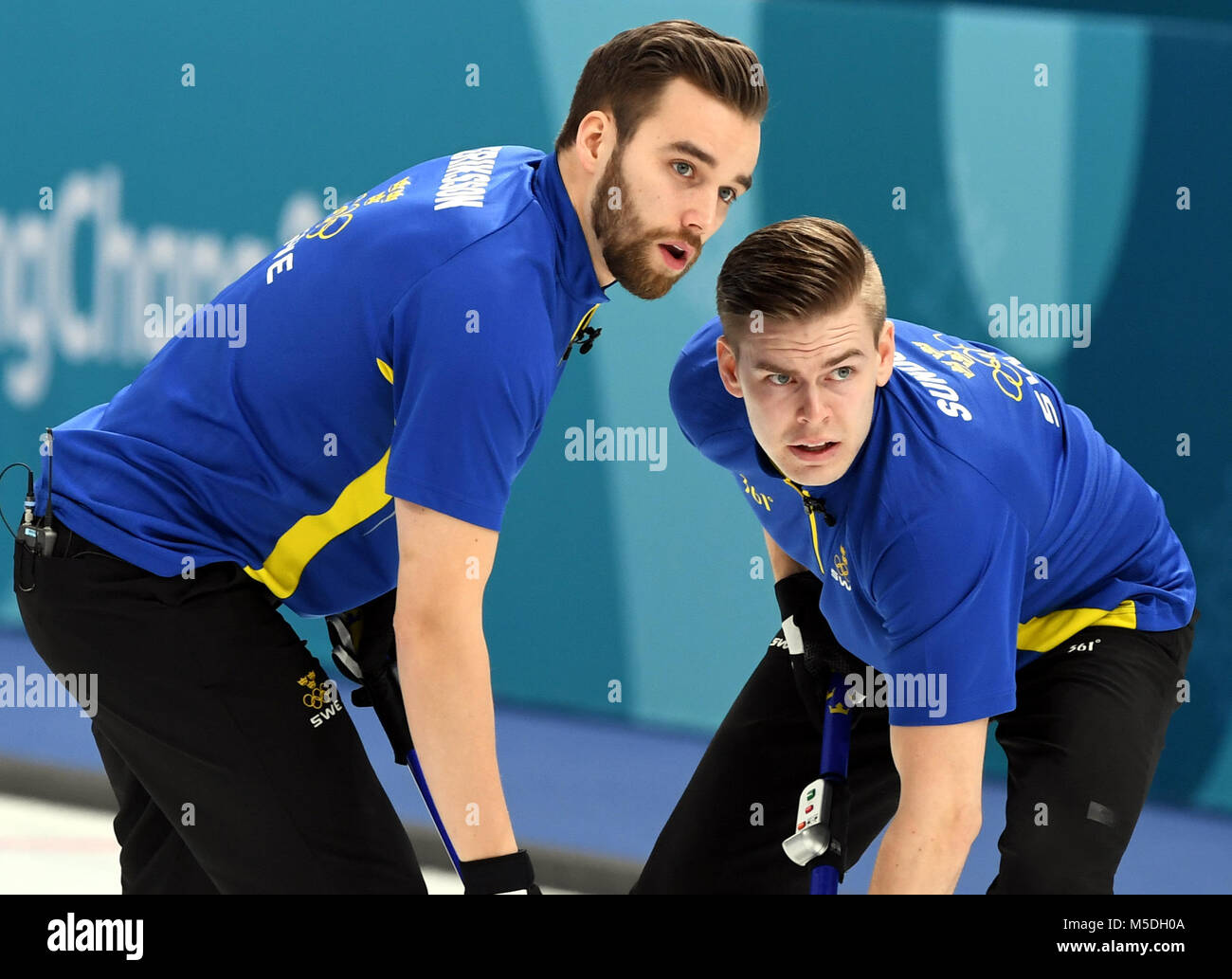 (180222) -- PYEONGCHANG, Feb. 22, 2018 (Xinhua) -- Rasmus Wranaa (L ...