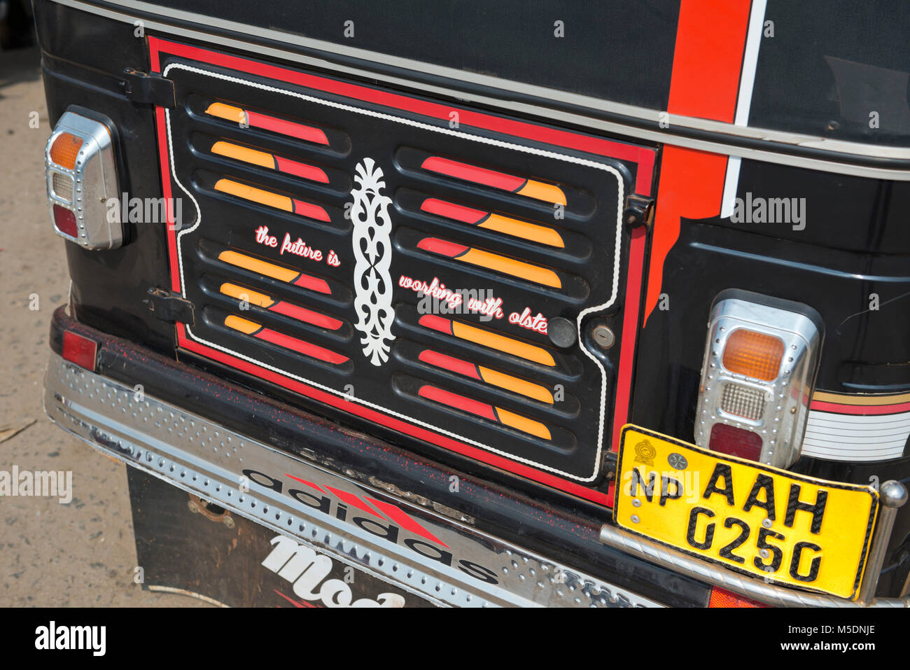 Sri Lanka, Region Mannar, Asia, street scene, traffic, bus ...