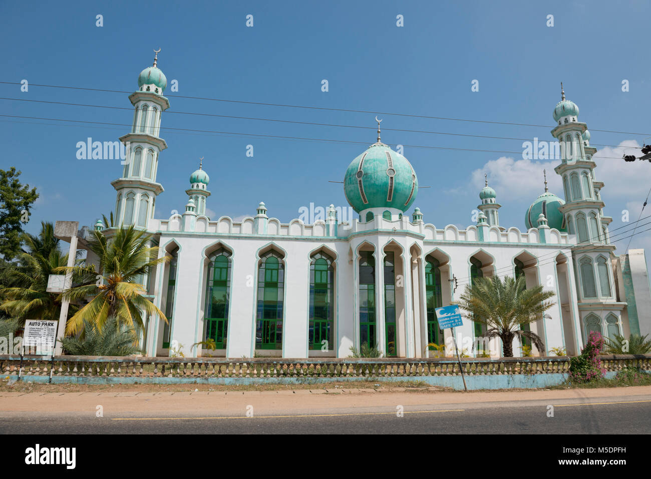 Sri Lanka, Trinquemalay, Trinquemale, Trincomal, Trincomalee, Asia ...