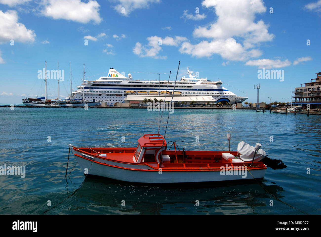 Boat and ship in Aruba Stock Photo - Alamy